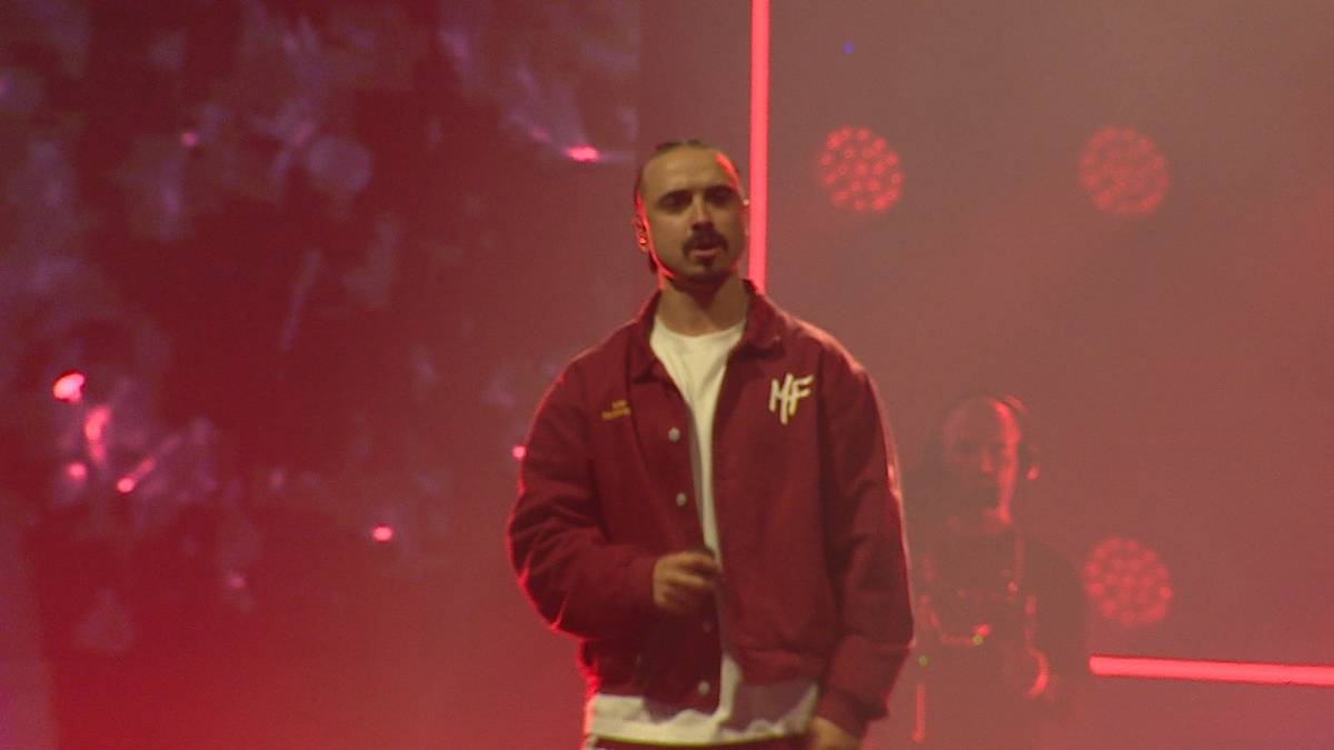 "Sei que o Bispo com 11 anos está orgulhoso de mim": rapper esgota três ...