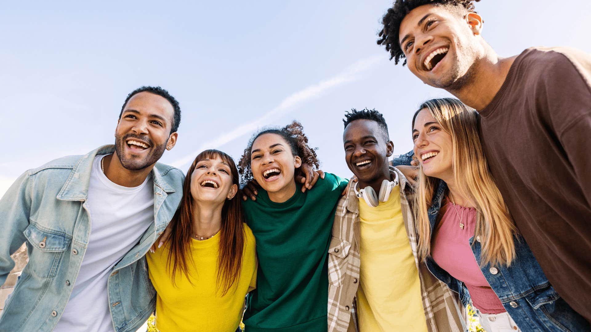 7 Quiet Behaviors Of A Partner Who Is Truly Loyal And Locked In For Life