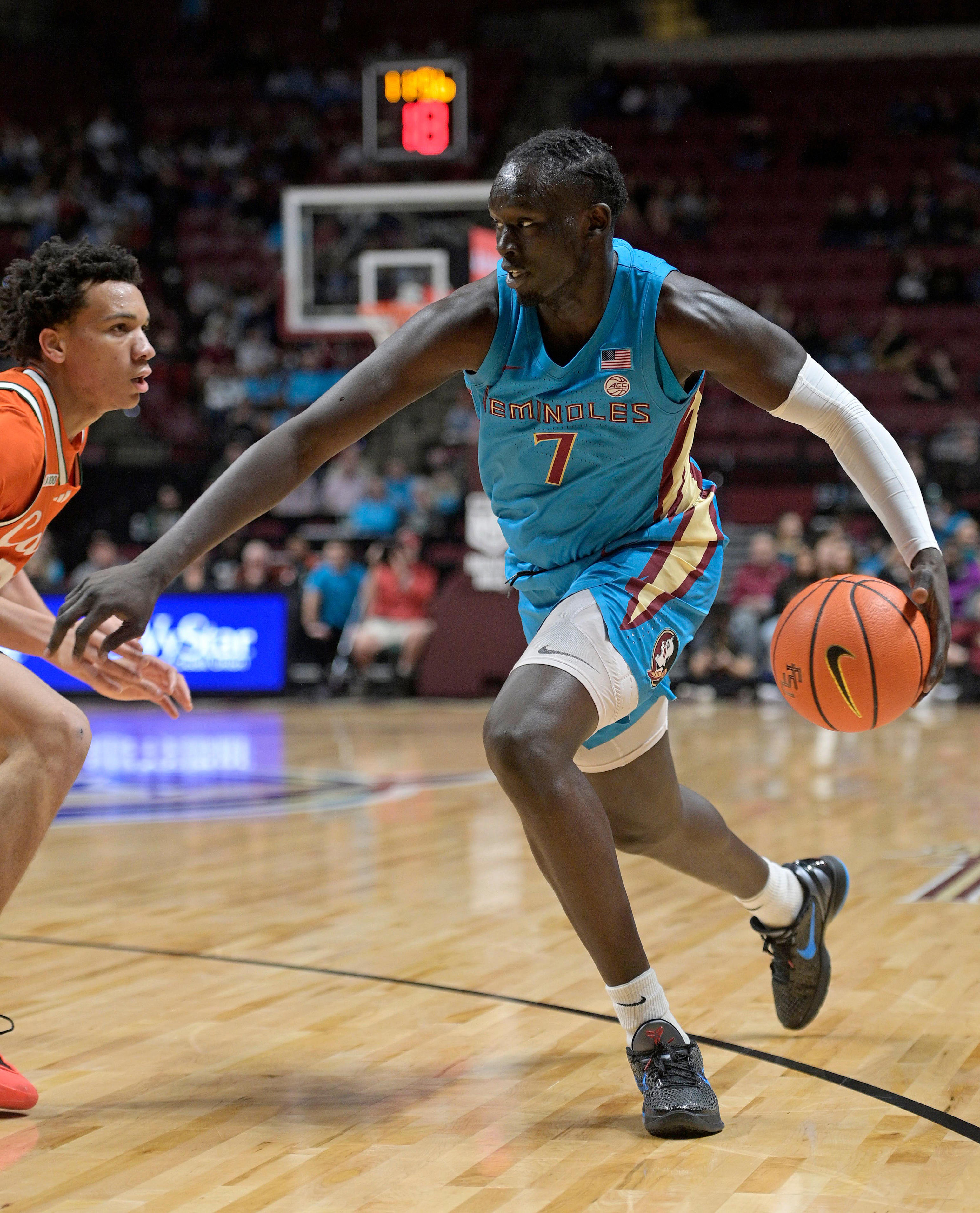 FSU basketball forward enters transfer portal