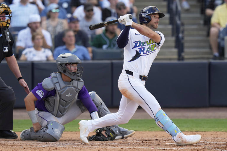 Doyle and Farmer help the Rockies beat the Rays 2-1