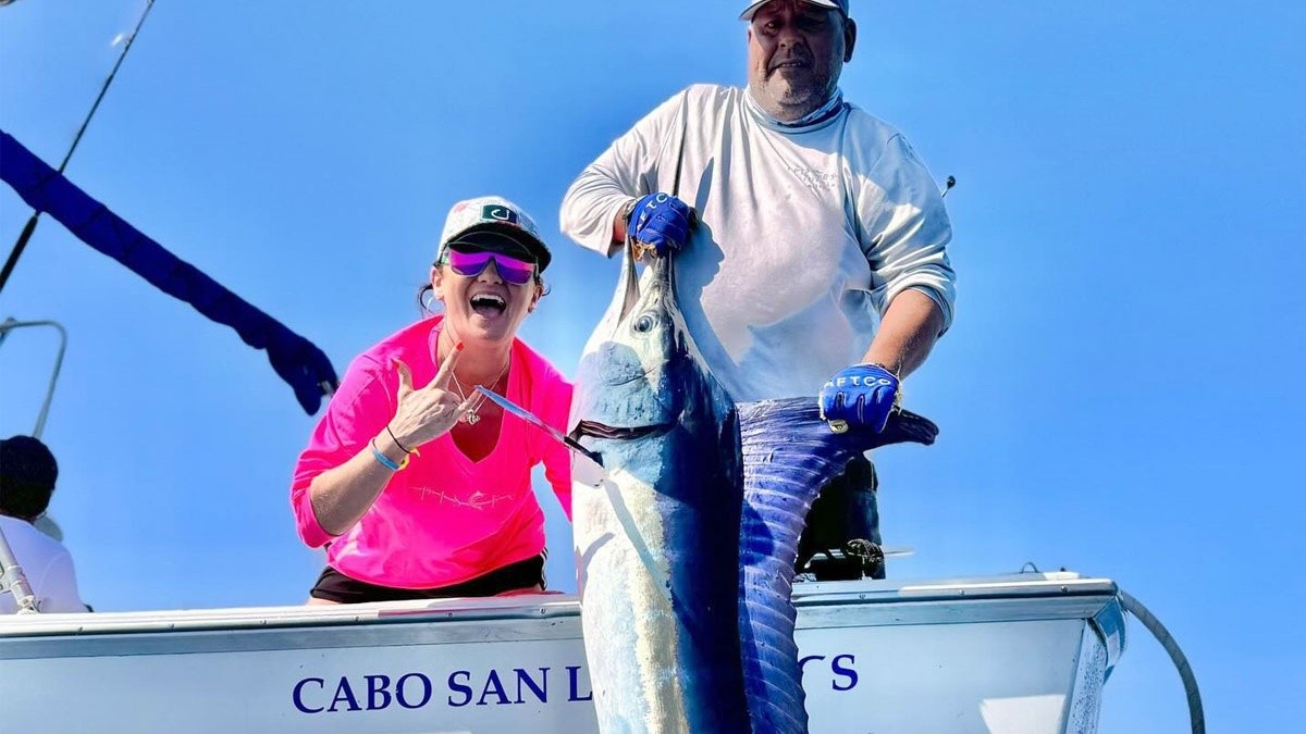 ¿Te apetece ir por un marlin rayado? El gigante de los océanos tropicales