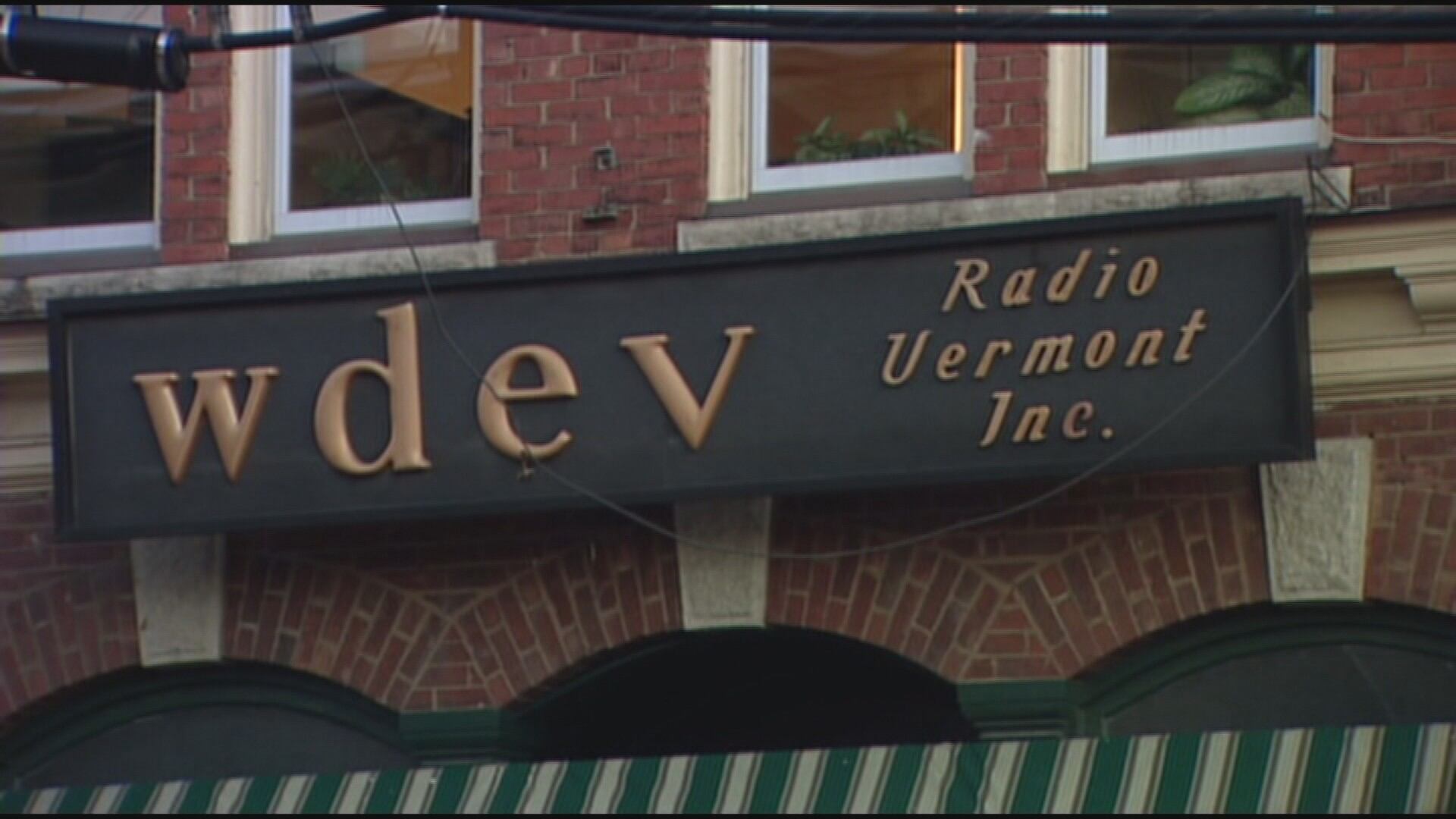 Longtime WDEV broadcaster airs final show