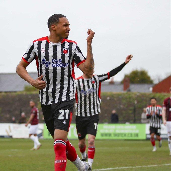 Chorley 4, Spennymoor Town 0: Magpies outclass their play-off rivals