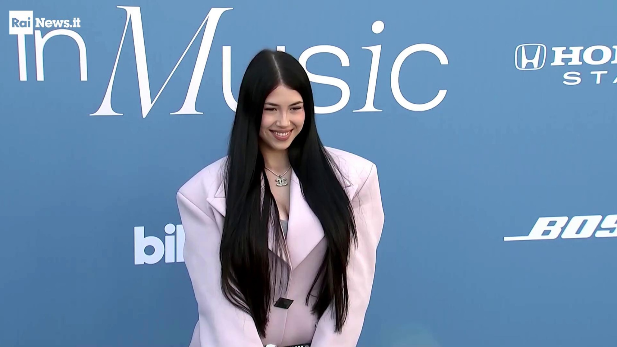 Anna è "Donna dell'anno" ai Billboard Women in Music Awards: il red ...