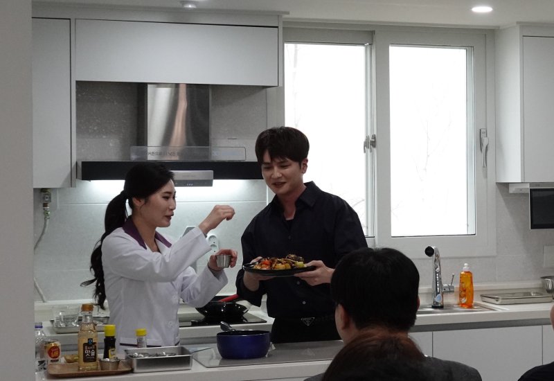 주방기기 뛰어든 경동나비엔, 실내 냄새 걱정까지 잡았다[현장르포]