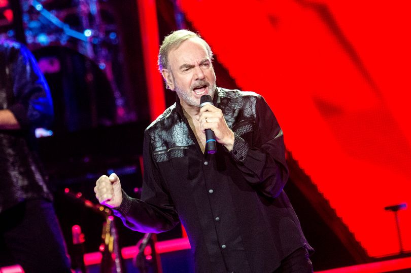 Neil Diamond's life now from health battle update to age-gap marriage ...