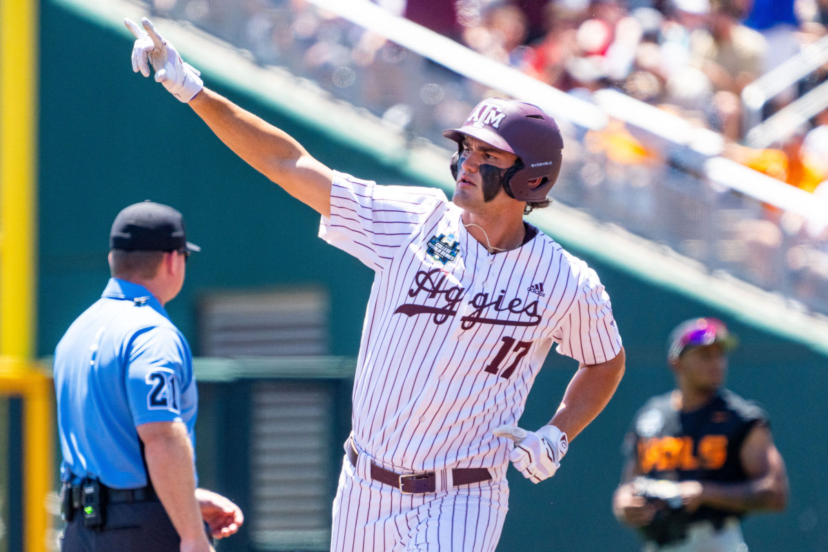 Aggies Star Outfielder Jace LaViolette Breaks Texas A&M HR Record
