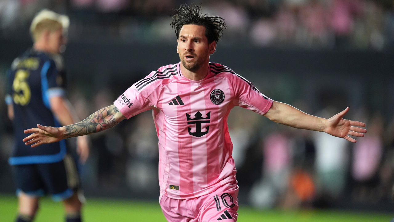 Inter Miami star Lionel Messi scores milestone 900th goal, joining ...