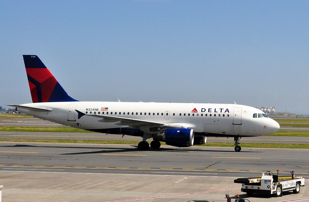 FAA Investigating Close Call Between Delta Air Lines Airbus A319 & US ...