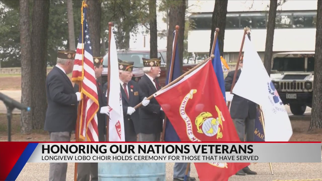 Longview Lobo Choir honors veterans with performance, medals