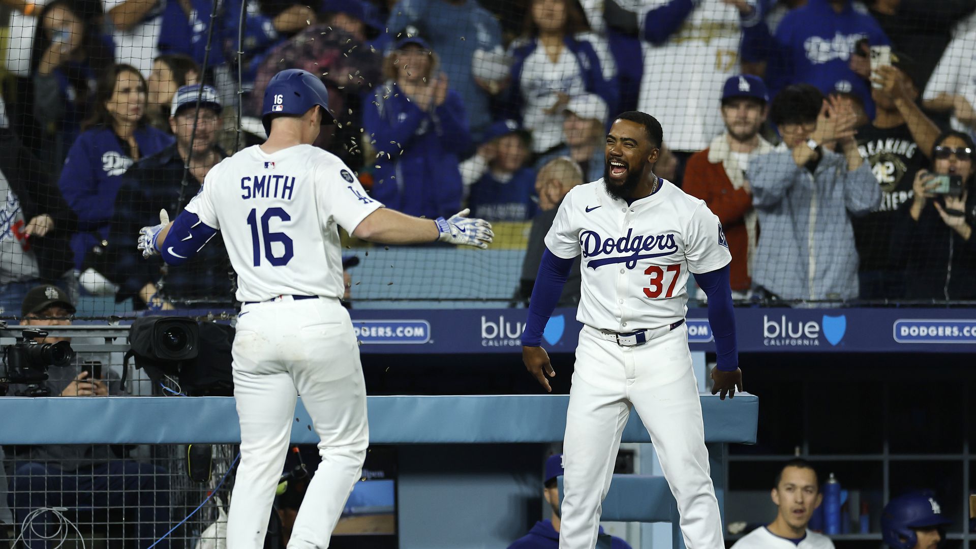 Dodgers a perfect 5-0 for the first time since ‘81
