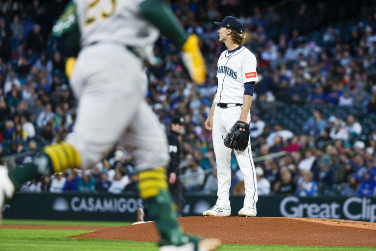 Mariners look to be same as they ever were, lose 4-2