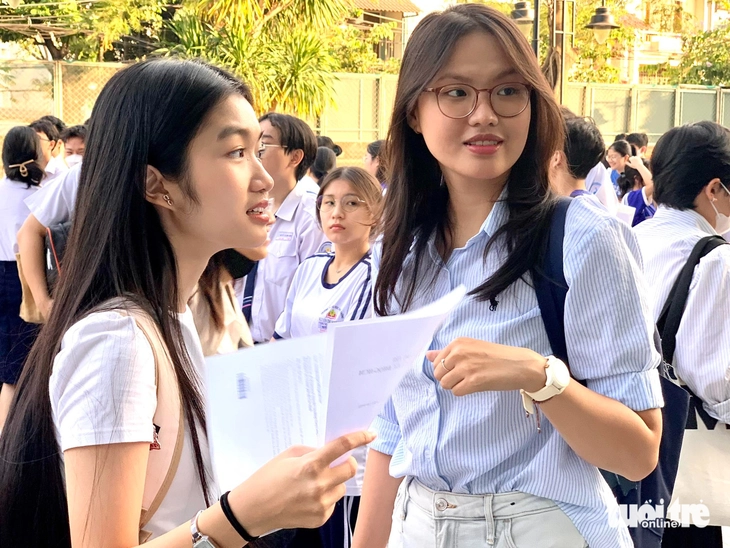 Hơn 98% thí sinh thi đánh giá năng lực Đại học Quốc gia TP.HCM, chấm ...