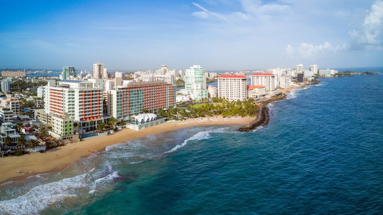 One Of Puerto Rico's Most Underrated Beaches Is A Remote Gem With ...