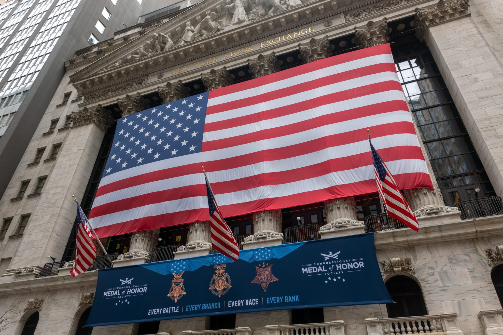 Soaring U.S. debt may start to overwhelm America’s ‘exorbitant privilege‘