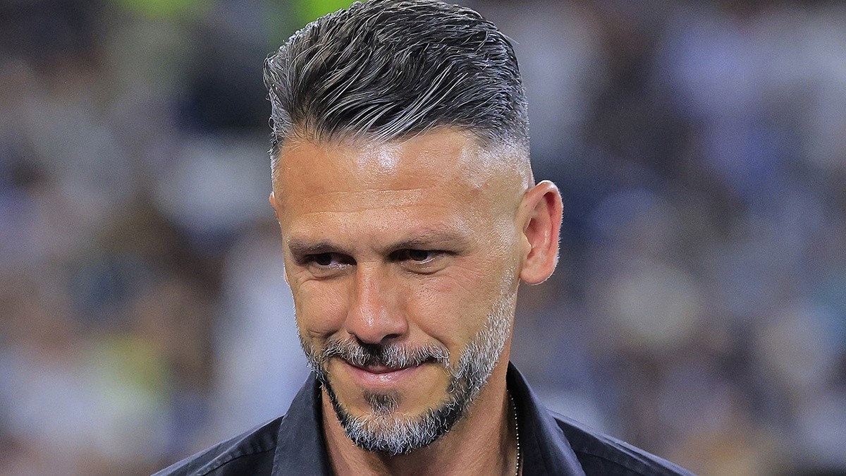 Is Demichelis Getting the Boot? Rayados Fans Confront Players and Tato ...
