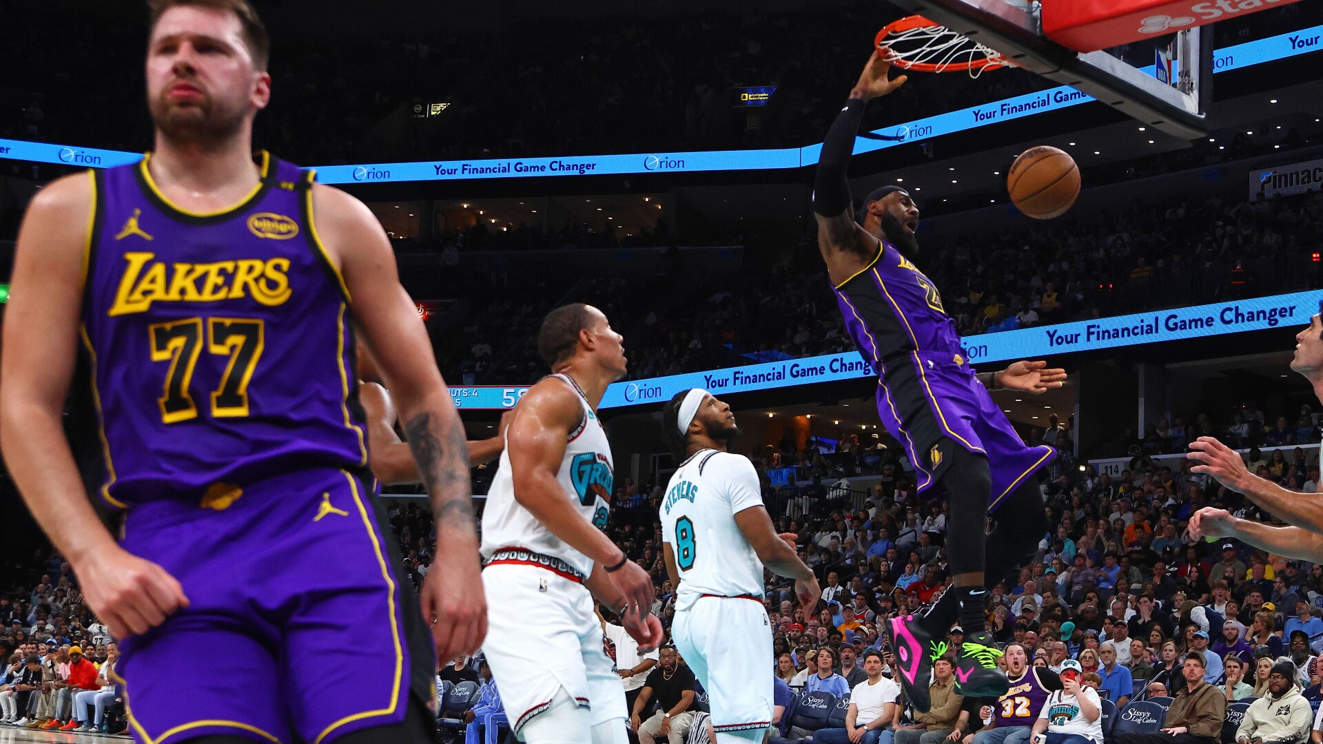 Watch Lakers trio of LeBron, Doncic, Reaves combine for 85 points ...