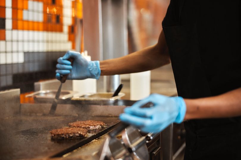 Popular Burger Chains Close Multiple Stores Across The Country In 2025