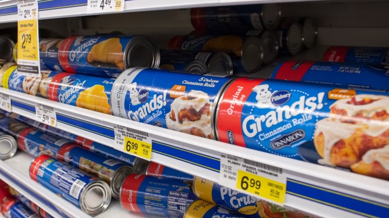 You Can Easily Upgrade Your Store Bought Cinnamon Rolls To Give Them A ...