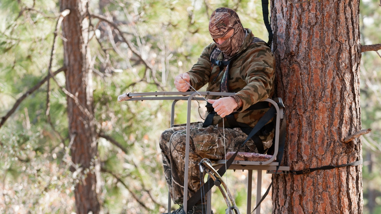 Hunter says he found a stranger’s tree stand on his property — and then ...