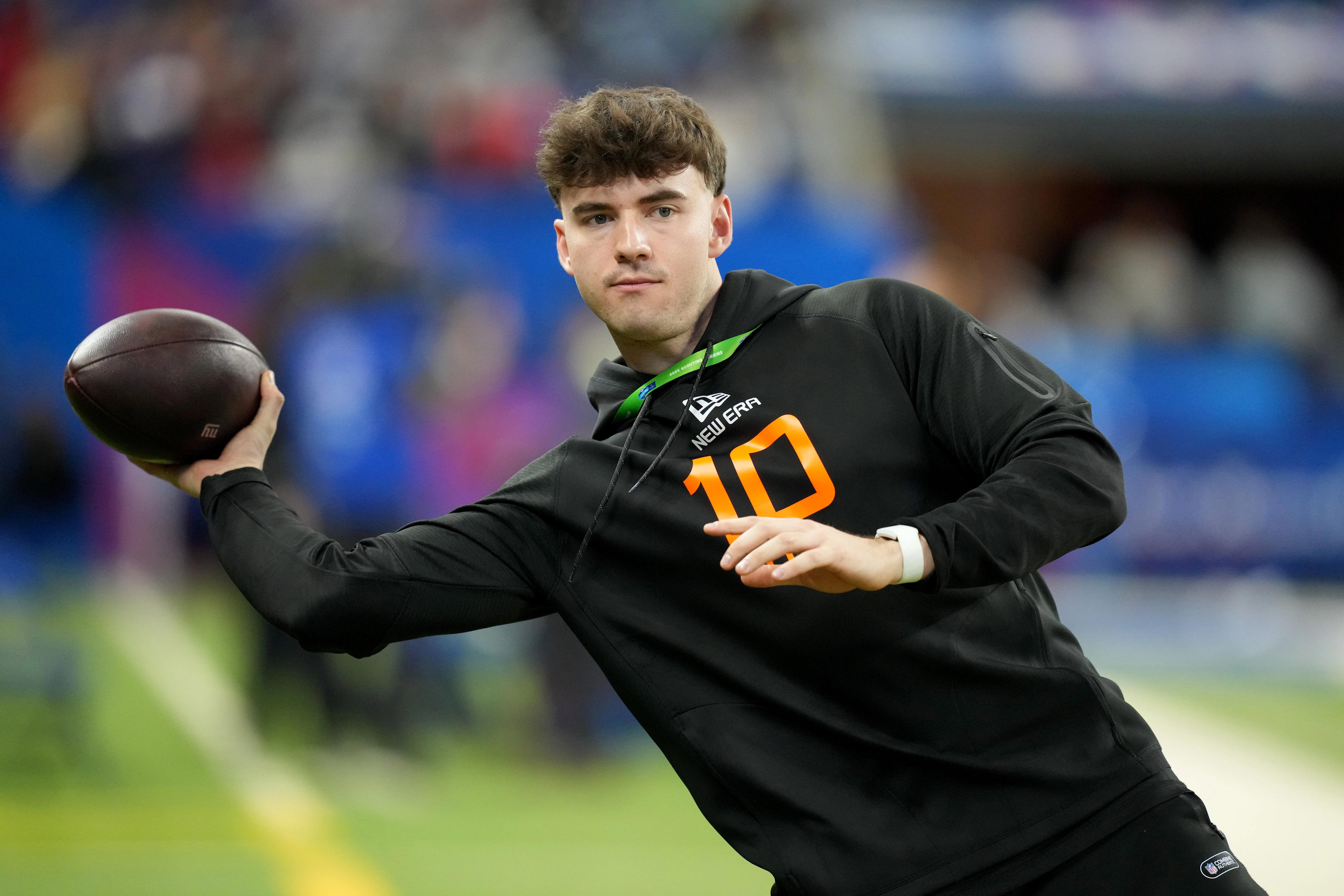 New Orleans Saints OC in attendance to watch Florida QB at pro day