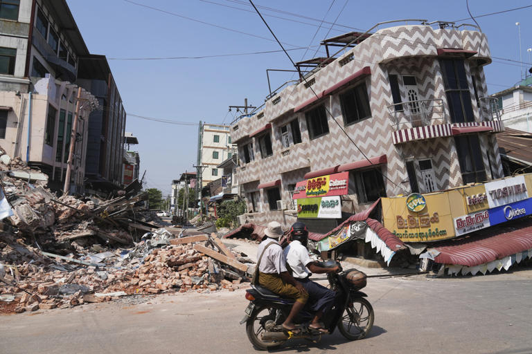 Officials survey damage in Myanmar's earthquake-devastated central areas