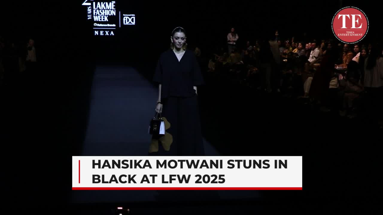 Hansika Motwani Turns Heads with Her Glamorous Look at LFW 2025!