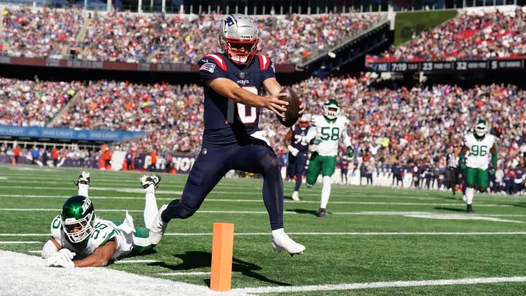 Patriots QB Drake Maye takes nonsense insult from NFL analyst after Stefon Diggs signing