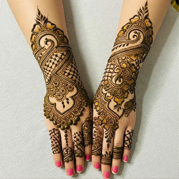 Eid mehndi design 2025: Check out simple, Arabic, beautiful Chand Raat ...