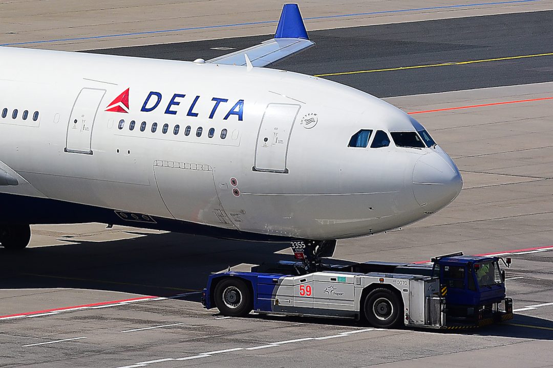 Watch: Fire on Delta flight forces 294 travelers to evacuate in Orlando ...
