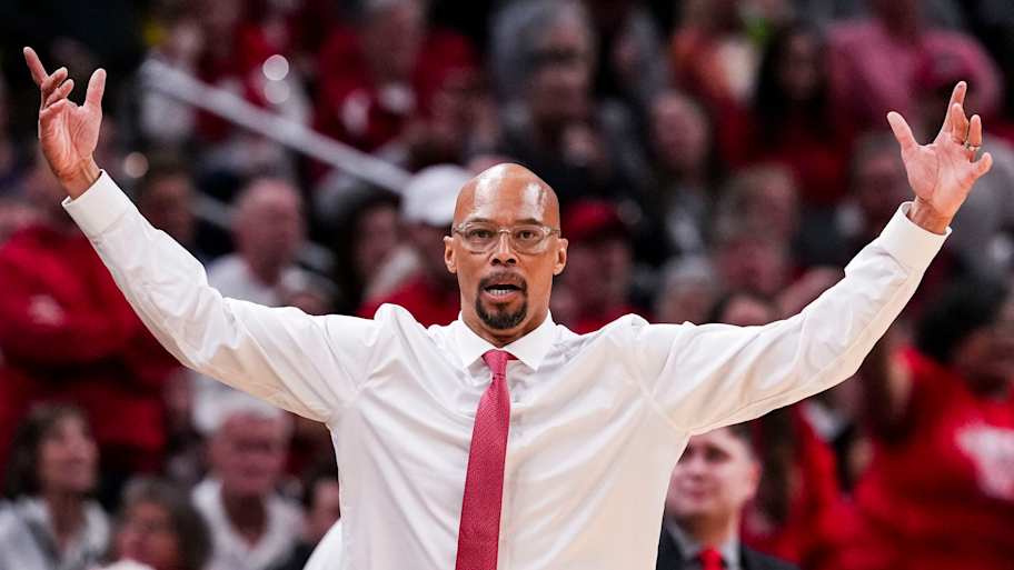 Ex-Indiana Player Sherron Wilkerson Coaches Jeffersonville To Indiana ...