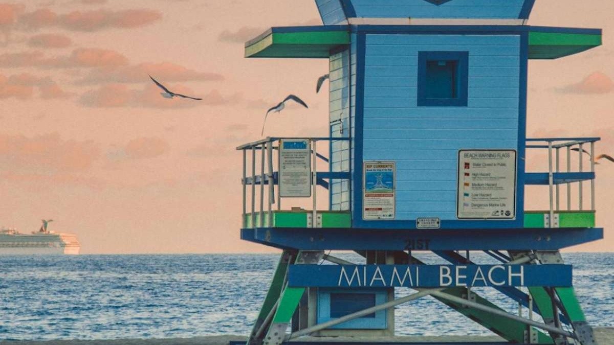 How tourism impacts the local economy in the US