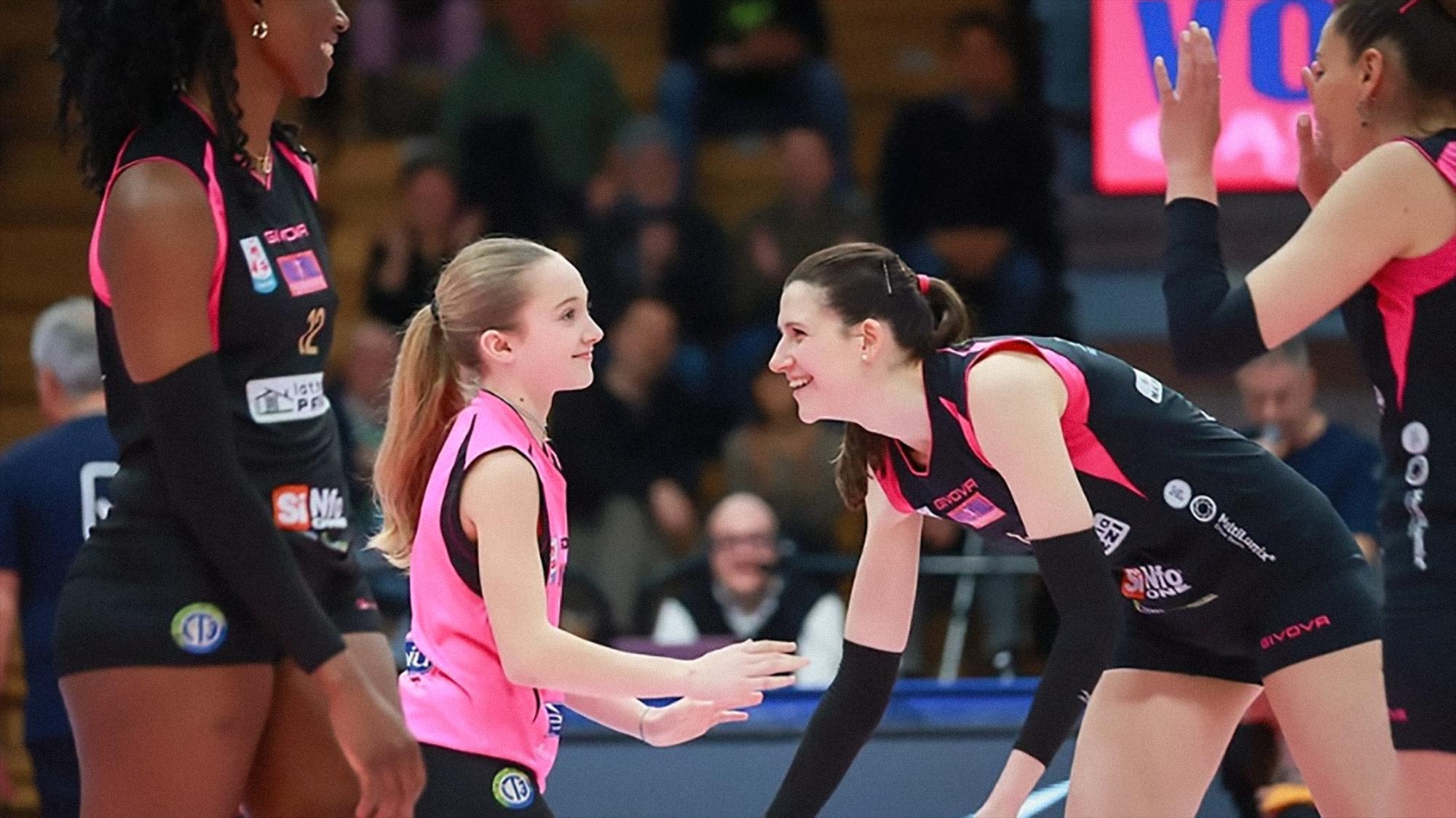 Gioca in Serie A ad appena 13 anni: Arianna Manfredini riscrive la ...