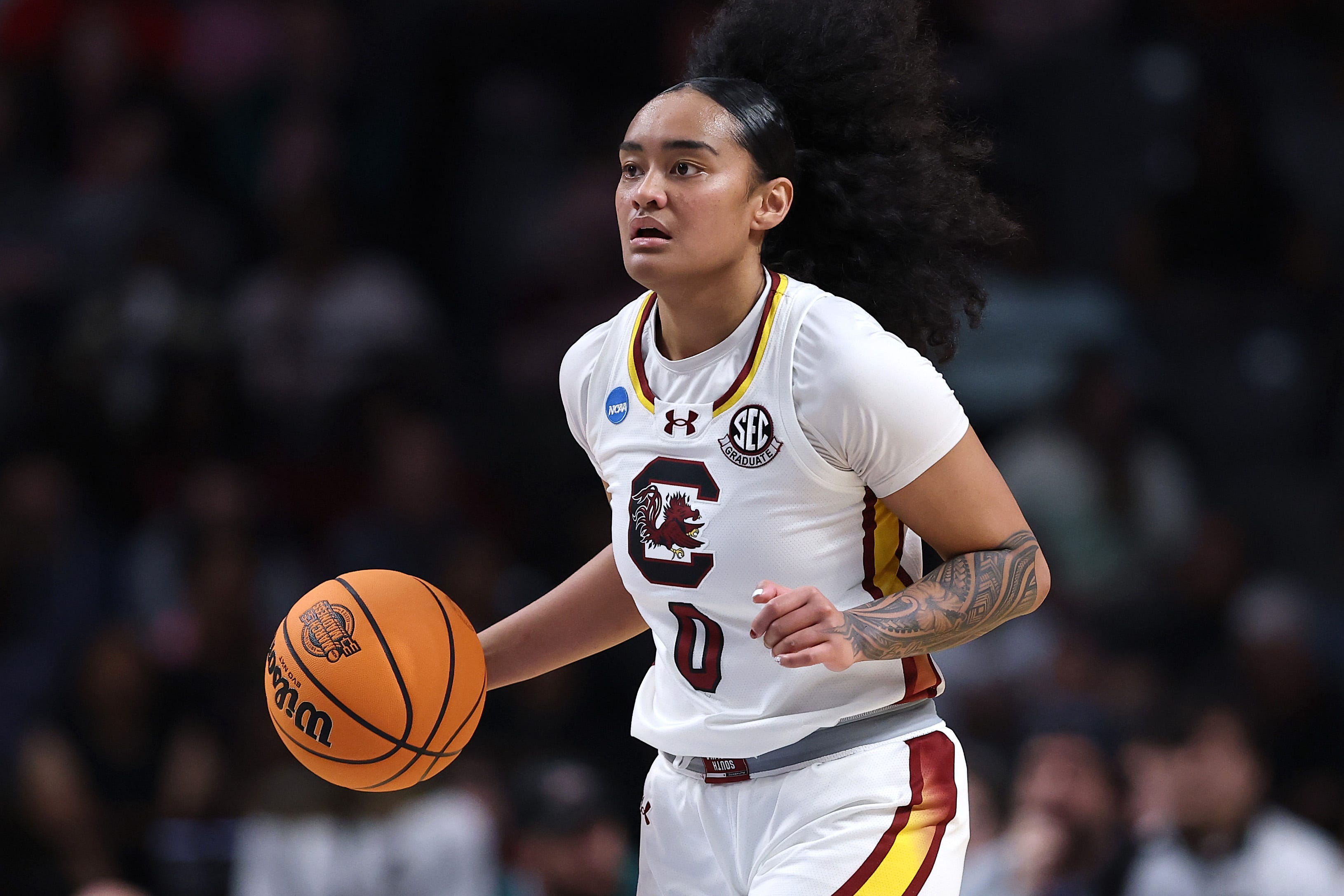 Pros and cons of Atlanta Dream taking South Carolina's Te-Hina Paopao ...