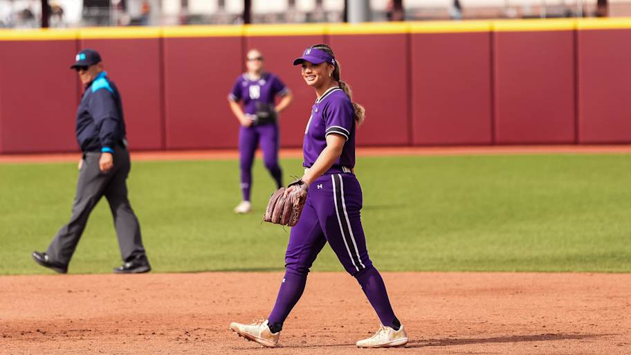 Northwestern Sweeps Minnesota to Extend Perfect Big Ten Start