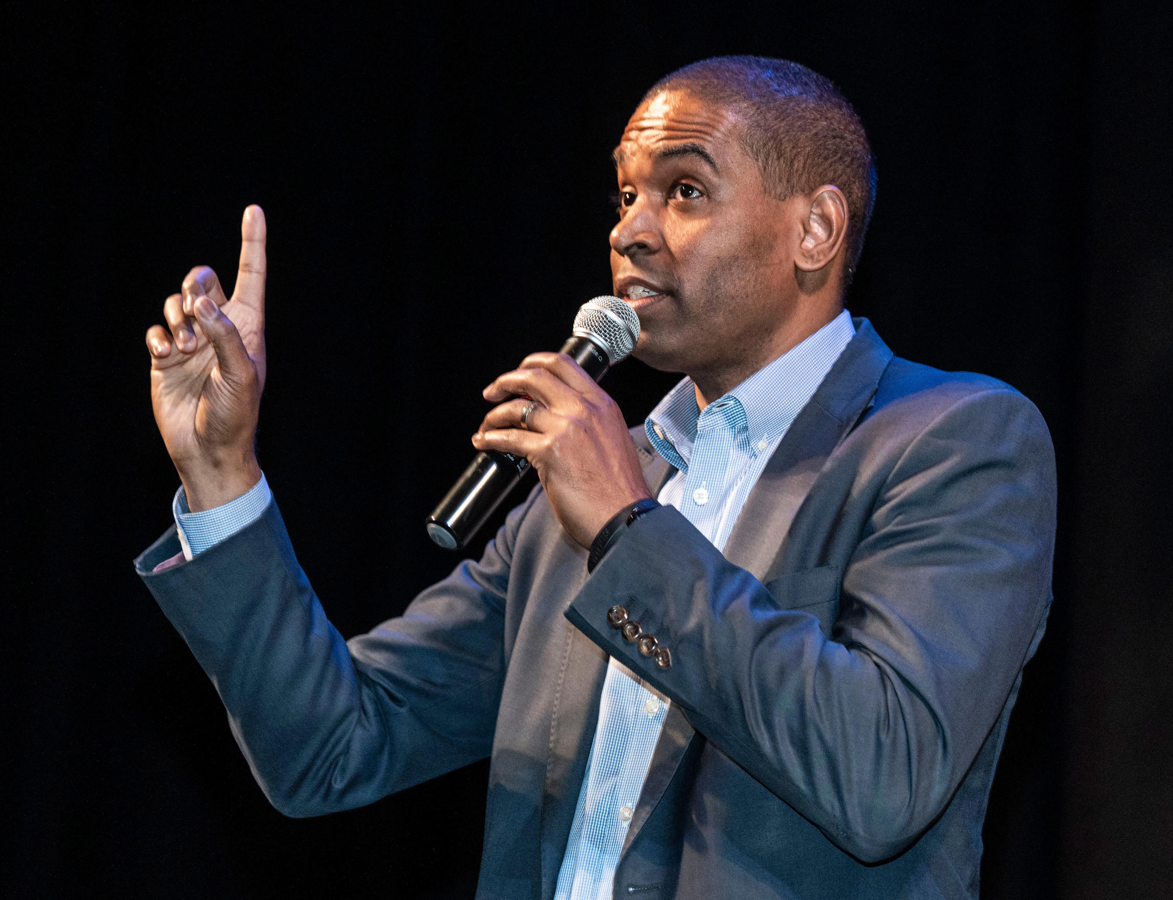 Antonio Delgado drops Democratic primary run against Gov. Kathy Hochul
