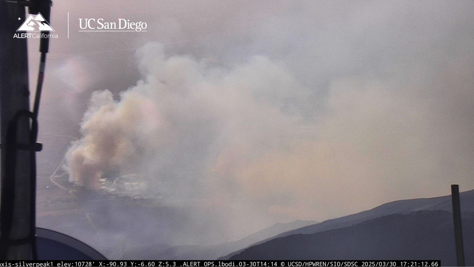 Raging Silver Fire prompts evacs in Inyo, Mono counties