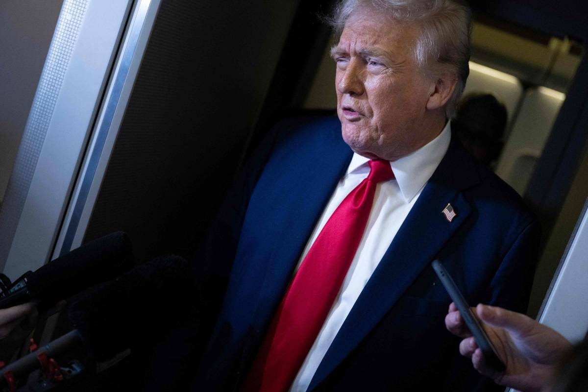 Trump says 'very angry' with Putin over Ukraine