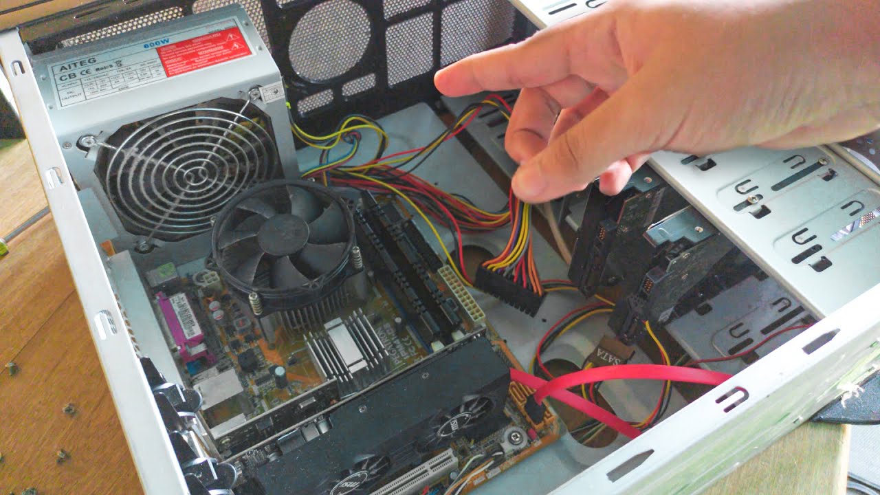 LO QUE UNA FUENTE DE PODER GENERICA LE HIZO A MI PC GAMER...