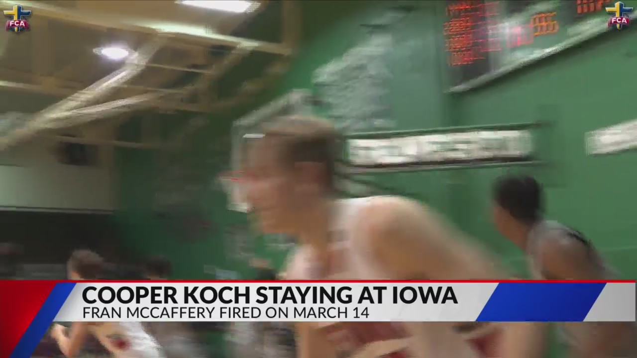 Cooper Koch to remain at Iowa after initially entering portal