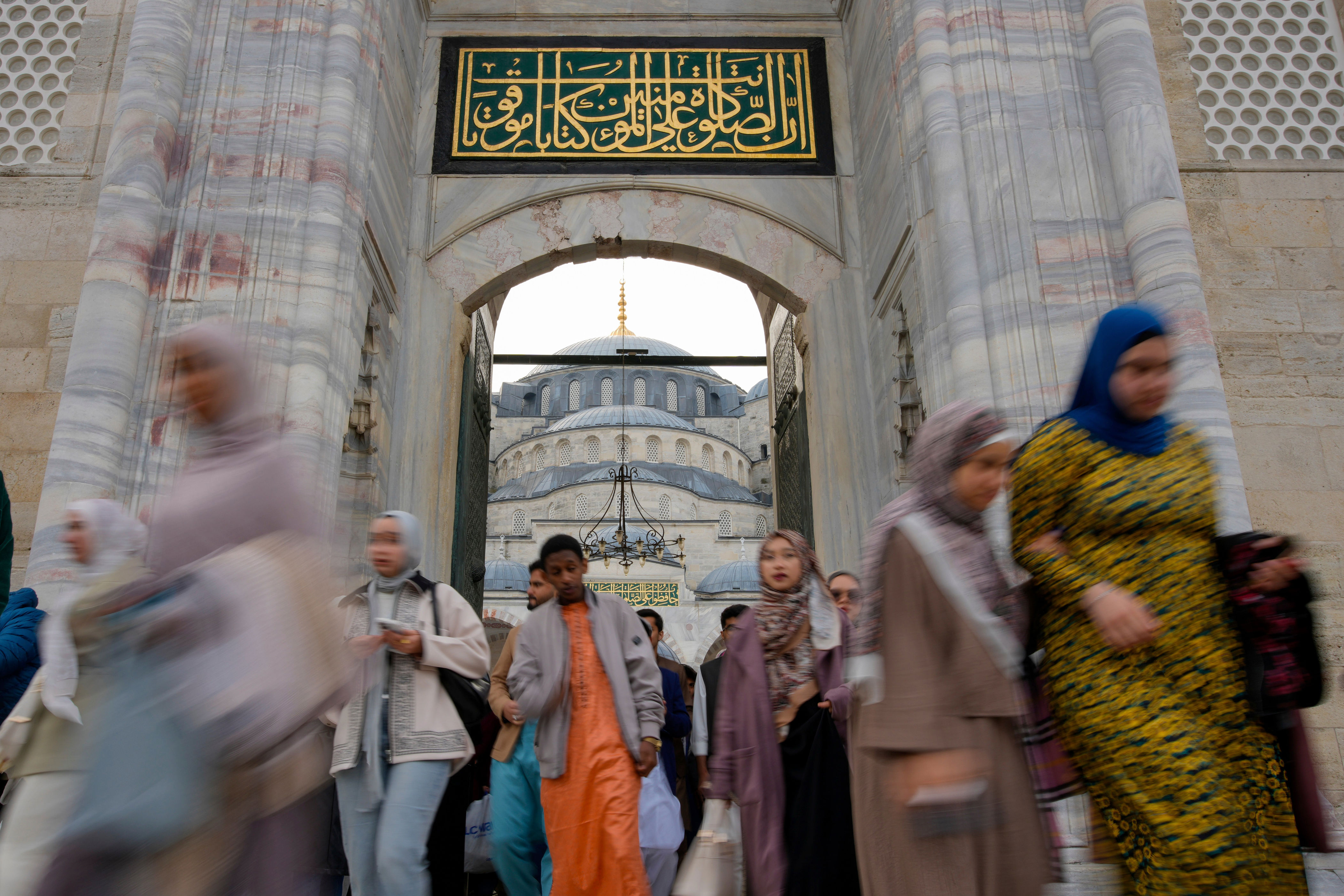 Eid al-Fitr: Why do Muslims celebrate it and how can you wish someone a ...