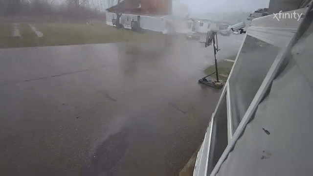 VIDEO: Roof ripped off mobile home during storm