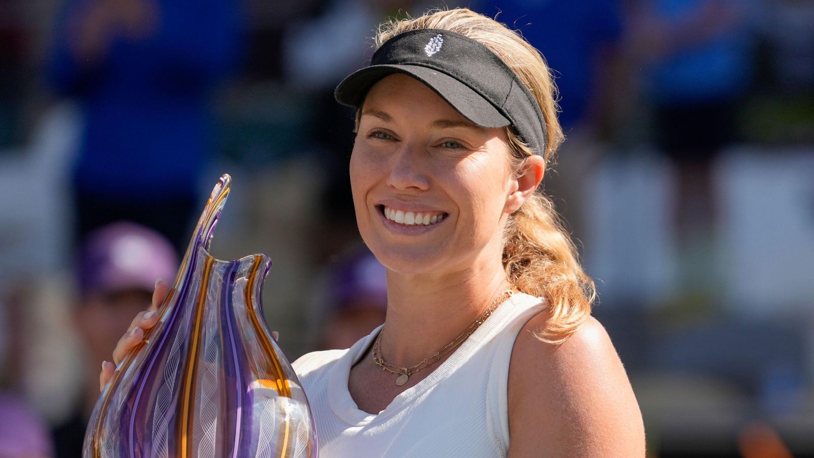 Danielle Collins issues 'update' on social media after Australian Open ...