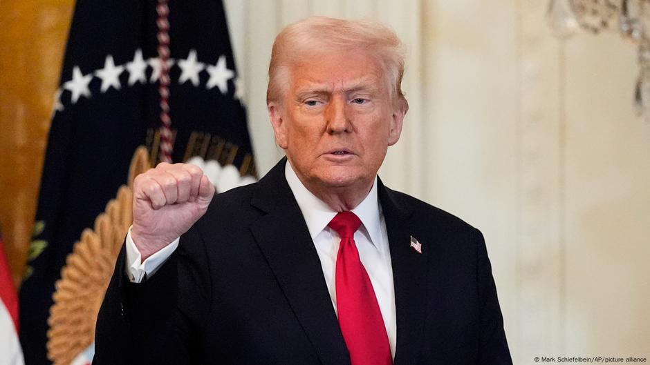 Trump says 'very angry' with Putin over Ukraine truce talks