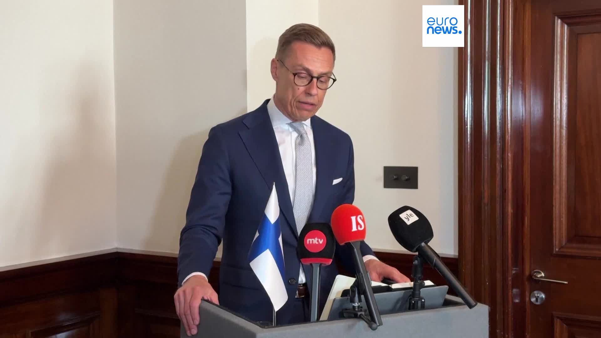 El presidente de Finlandia, Stubb, insta a Trump a fijar una fecha para ...