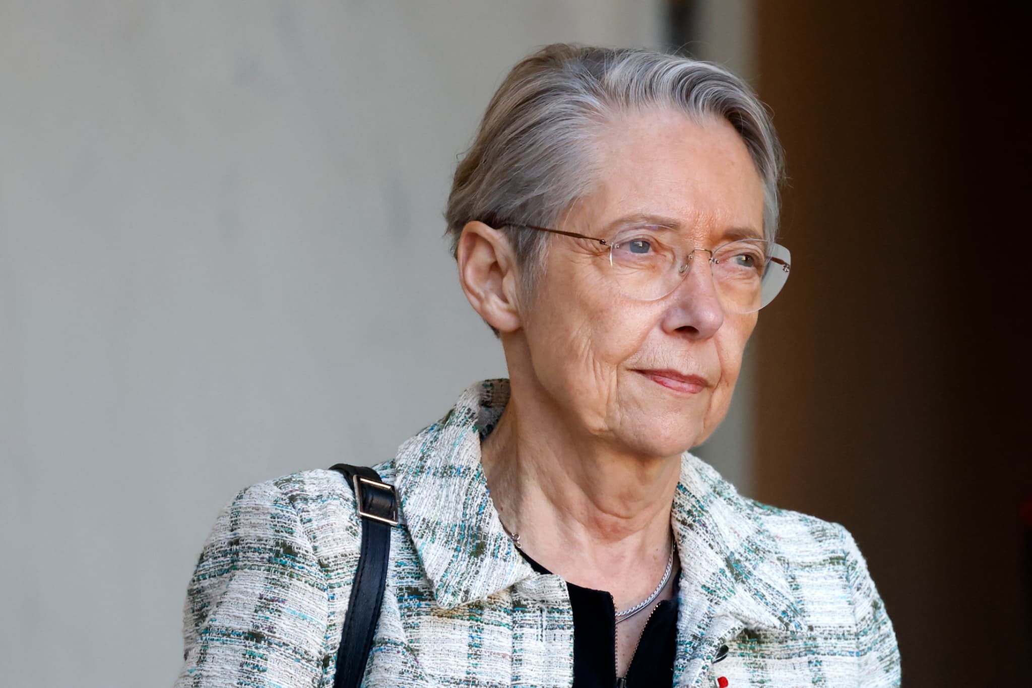 Préparer son orientation scolaire dès la maternelle? Élisabeth Borne corrige son propos équivoque