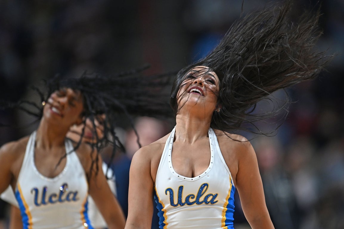 Terrific college cheerleader photos from March Madness this year, in ...