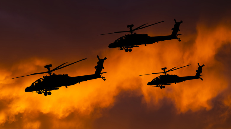 12 Of The Most Iconic Military Helicopters In History