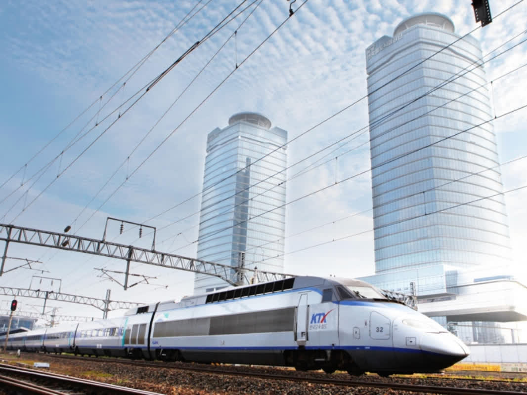 한계 다다른 KTX “14년 만에 결단 내렸다”…서울·부산 왕복 티켓값이 무려?