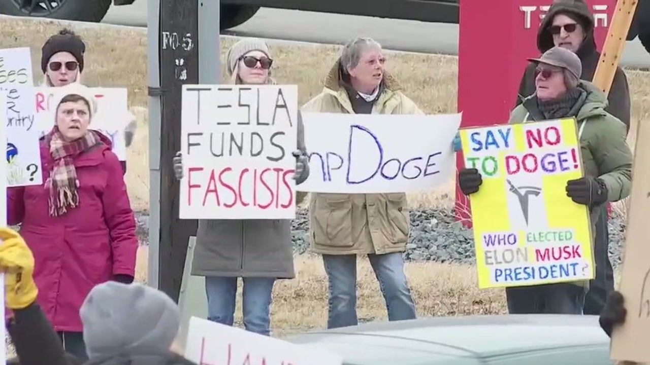 'Tesla Takedown' protests take place in LA